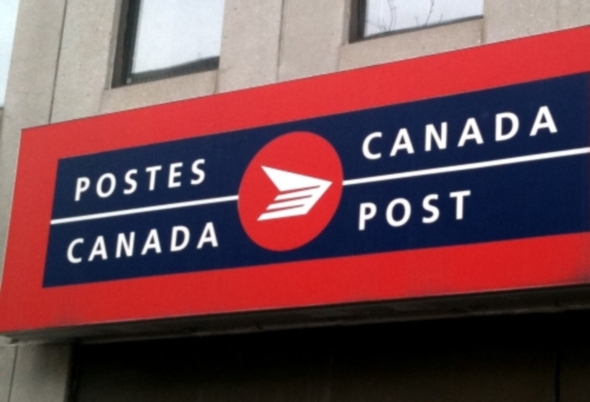 Canada Post moves to close post office in Vic West Pharmasave, leaving ...